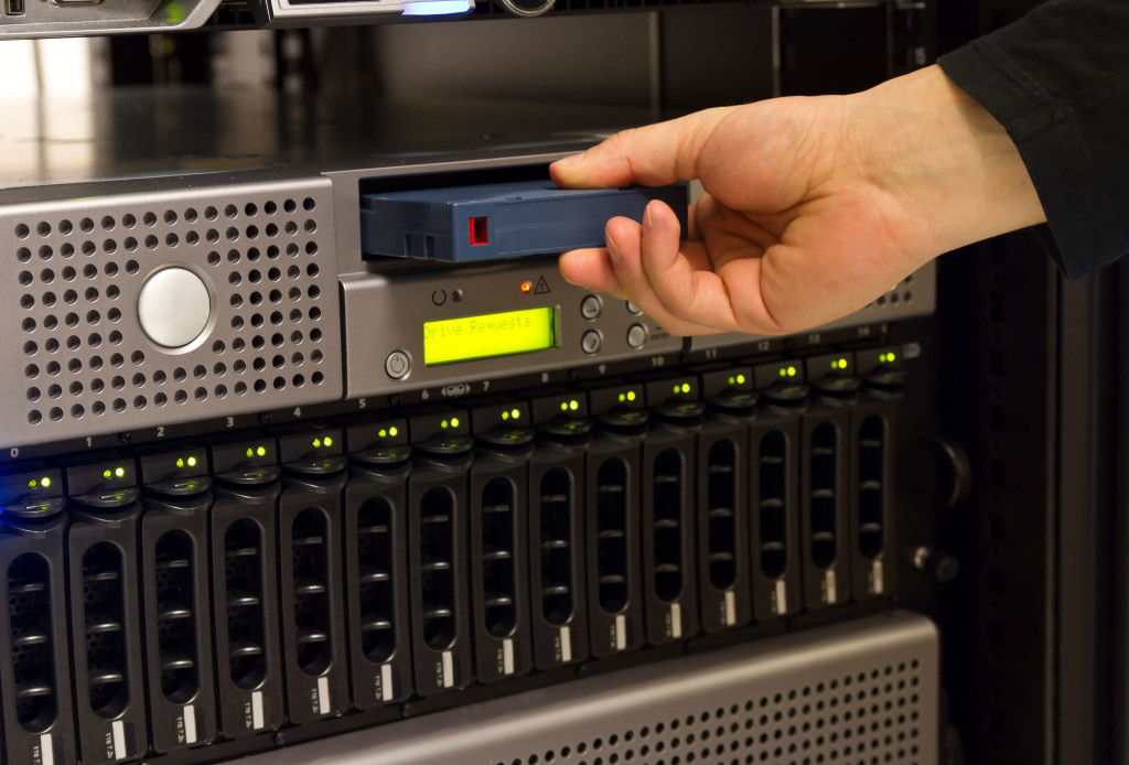 Why TAPE BACKUP is still ALIVE - Apixel IT Support Why TAPE BACKUP is still ALIVE - Apixel IT Support